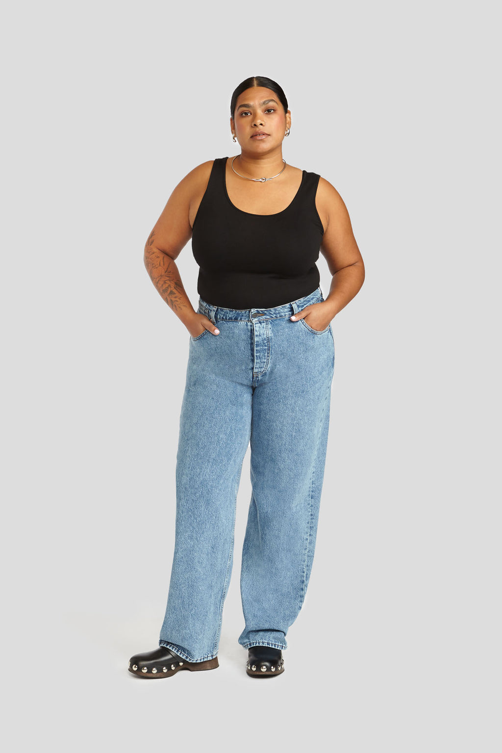 Andy – Decade Studio